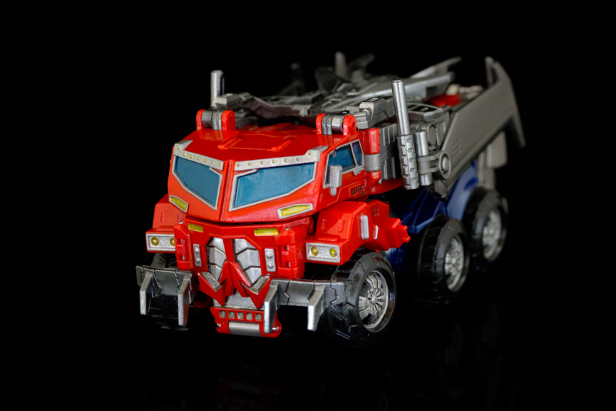 Minor/Repaint: - Transformers Beast Hunters Voyager OPTIMUS PRIME with ...
