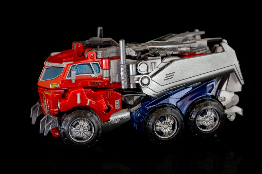 Minor/Repaint: - Transformers Beast Hunters Voyager OPTIMUS PRIME with ...
